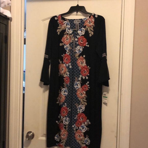 JM Collection | Dresses | Jm 34 Sleeve Floral With Crystal Studs Dress ...